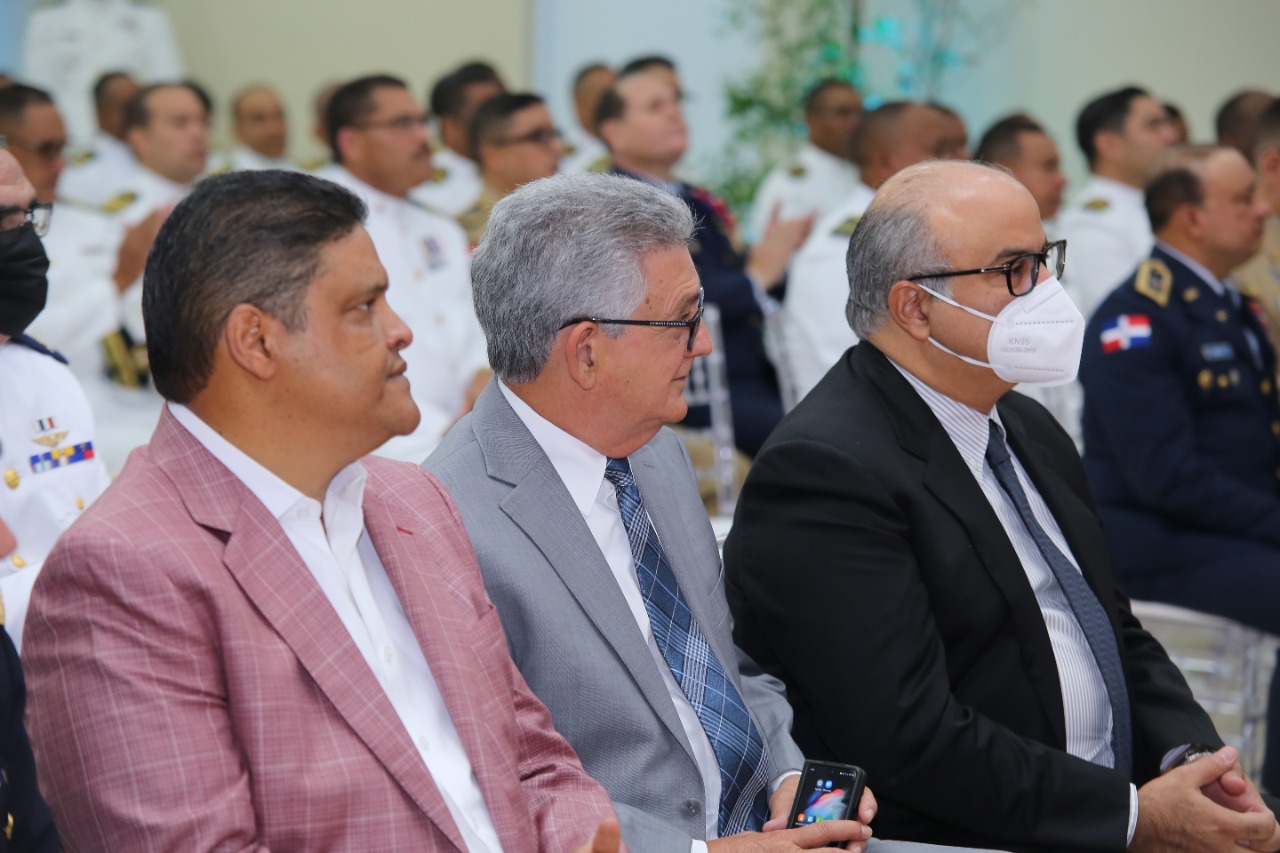 Centro de Operaciones de Emergencias | COE - Armada RD reconoce ...