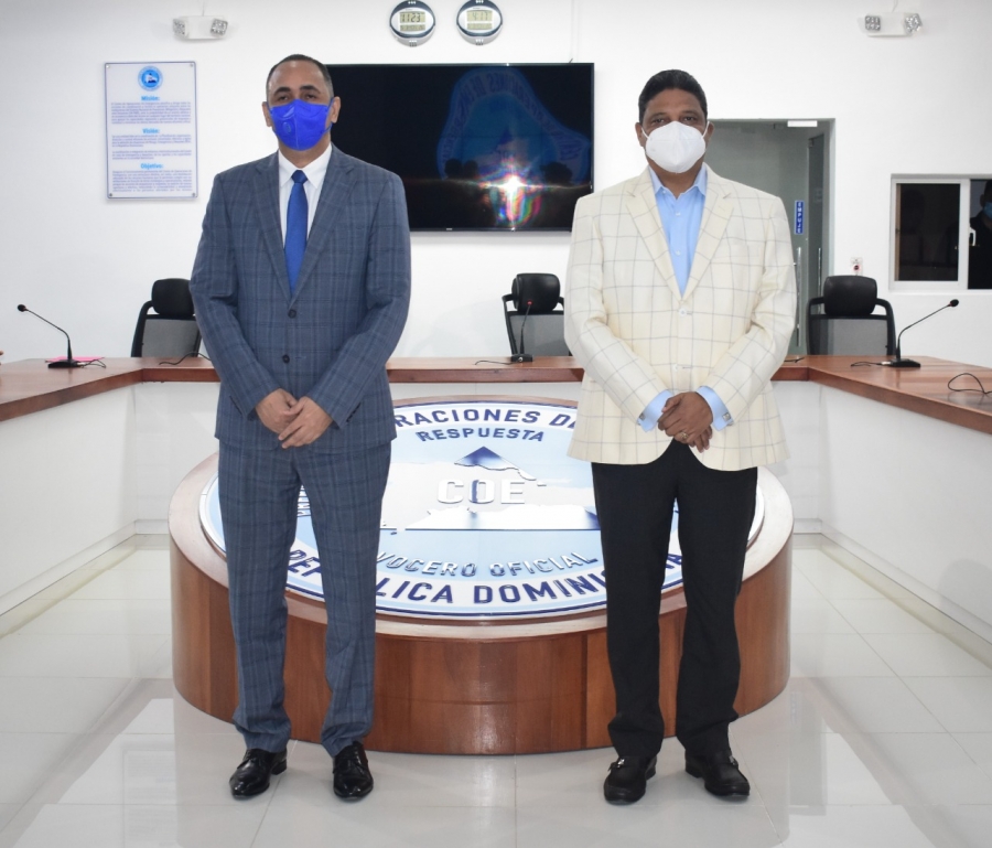 Centro de Operaciones de Emergencias | COE - El director del coe ...